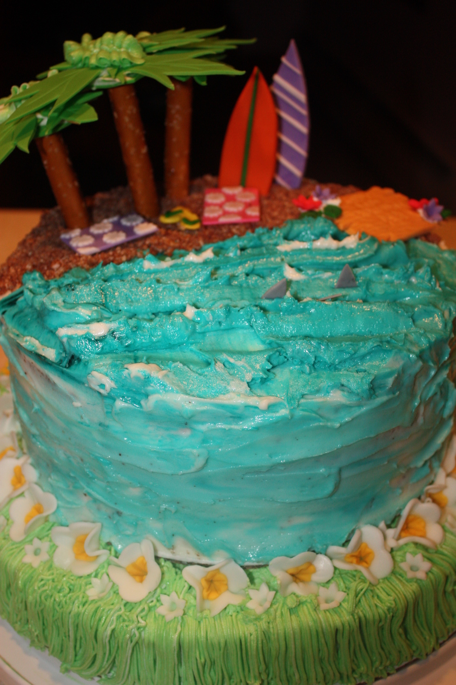 Hawaiian Theme Birthday Cake - CakeCentral.com