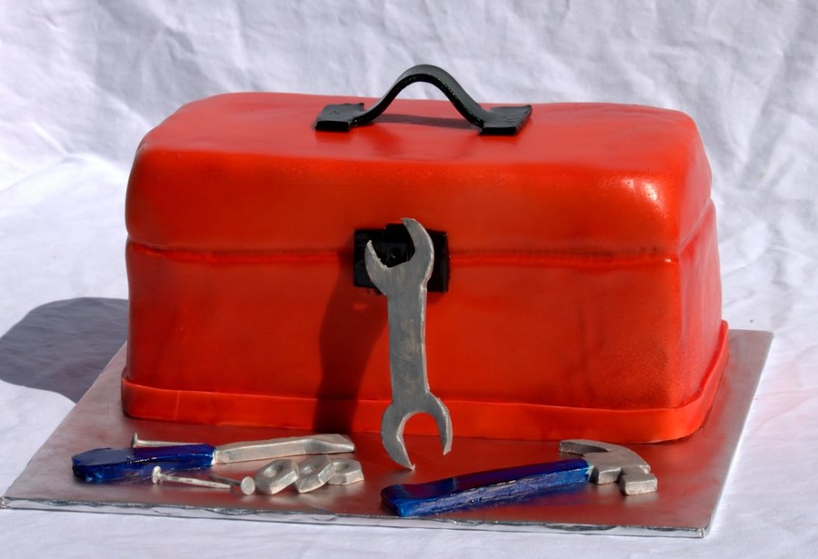 Toolbox And Tools - CakeCentral.com
