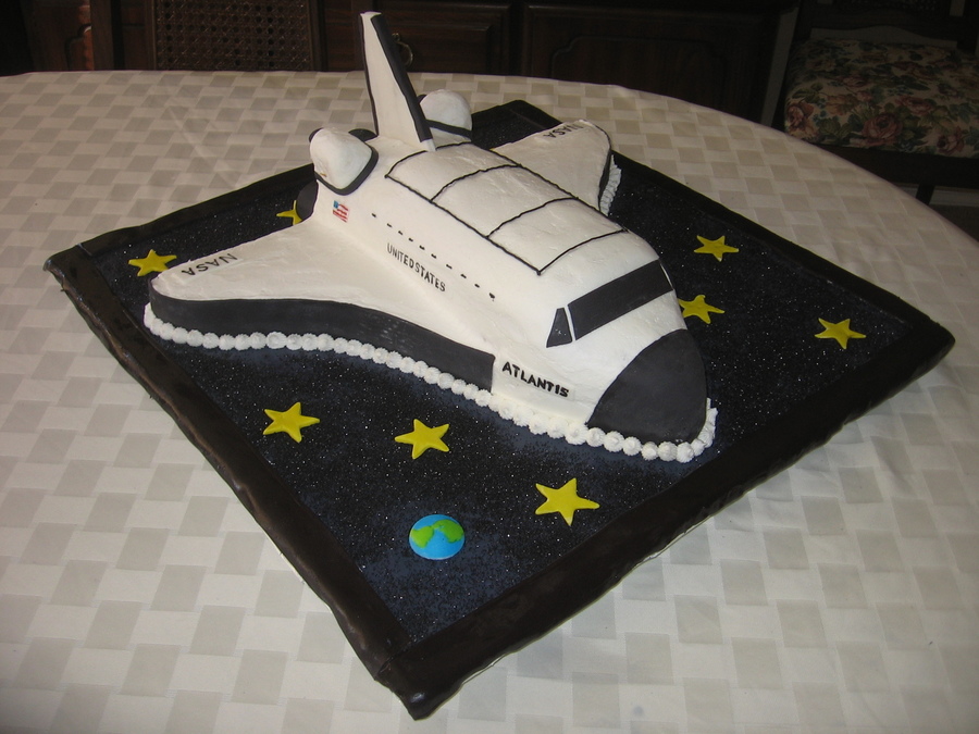 Space Shuttle - CakeCentral.com