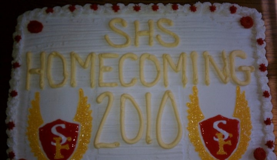 High School Homecoming Cake - CakeCentral.com