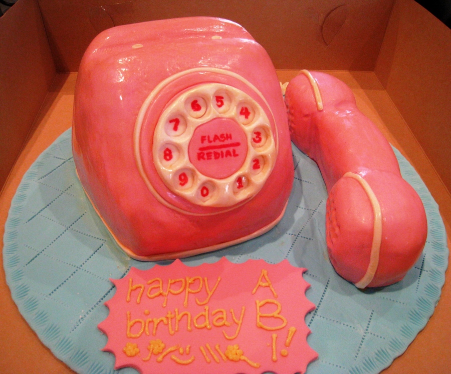 Vintage Phone Cake - CakeCentral.com