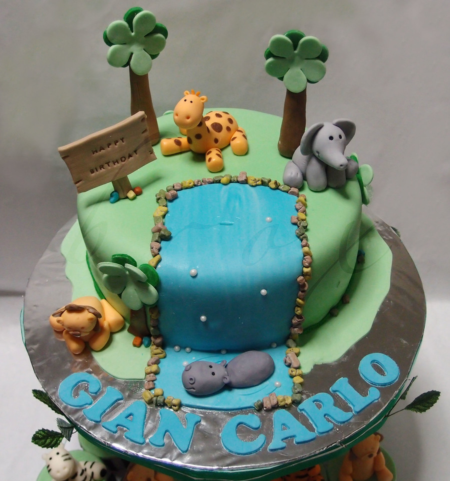 Jungle Safari Theme - CakeCentral.com