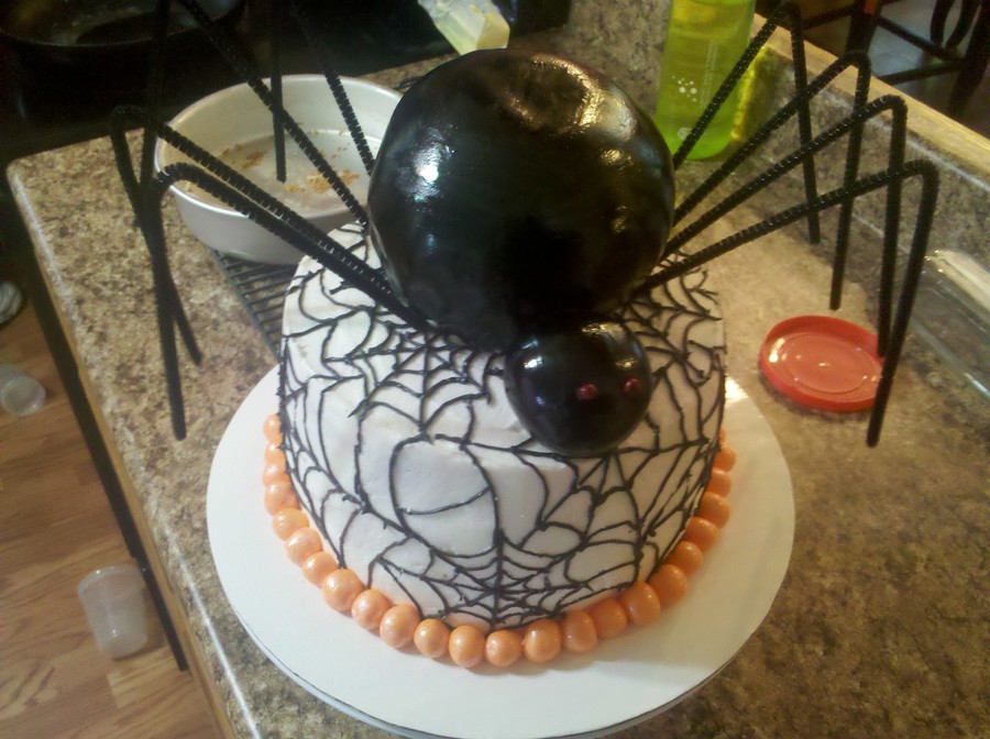 Giant Spider - CakeCentral.com