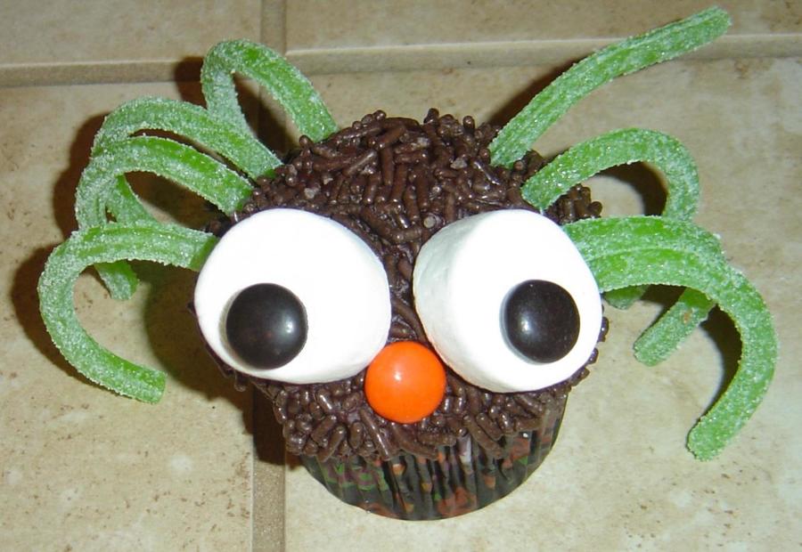 Spider Cupcake - CakeCentral.com