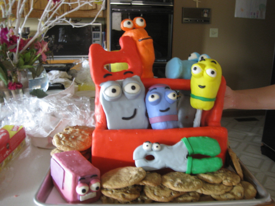 Handy Manny Rice Krispie Tool Box - CakeCentral.com