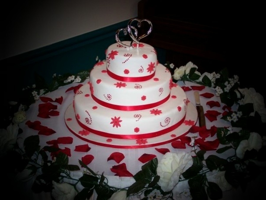 Red & White Wedding Cake - CakeCentral.com