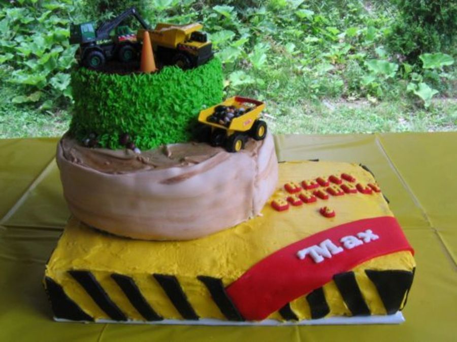 Tonka Cake - CakeCentral.com