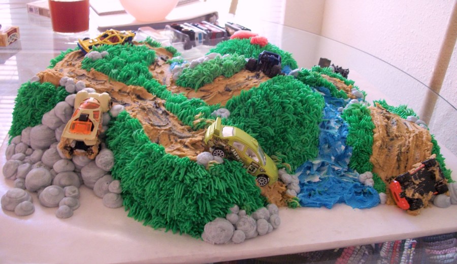 Mud Run - CakeCentral.com