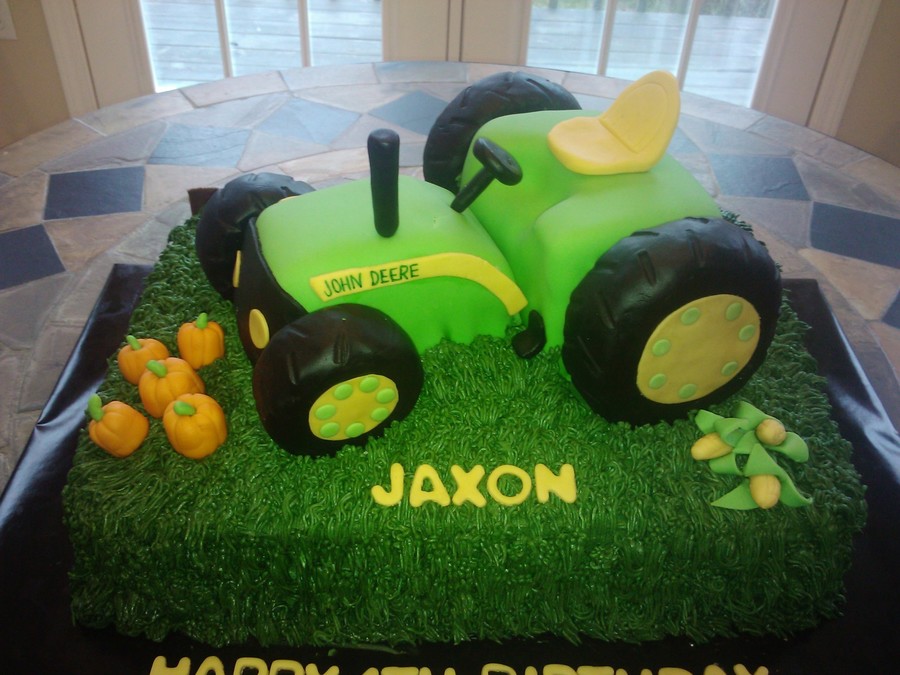 John Deere - CakeCentral.com