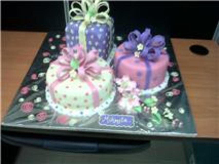 Gift Boxes - CakeCentral.com