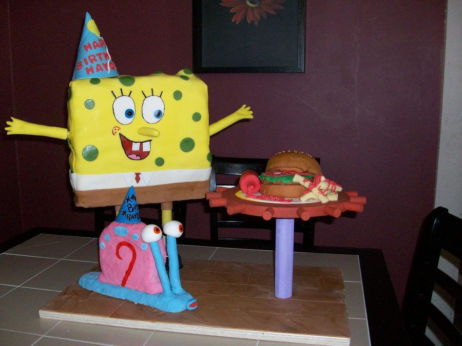 Spongebob And Gary W/ Krabby Patty - CakeCentral.com
