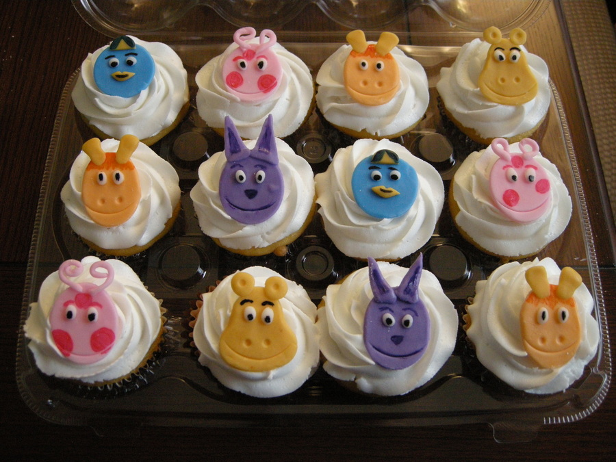 Backyardigans Cupcakes - CakeCentral.com