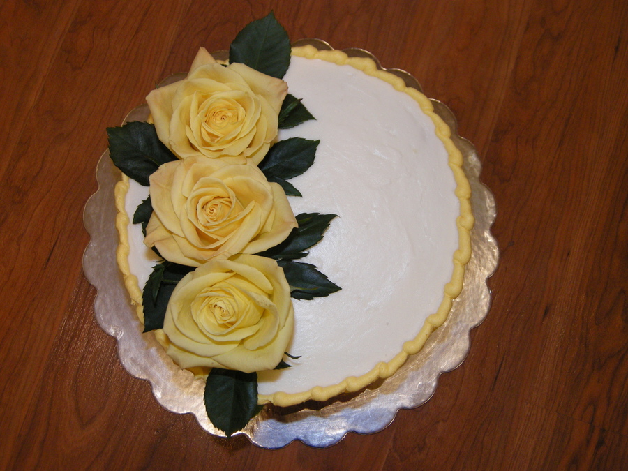 Yellow Rose Cake - CakeCentral.com