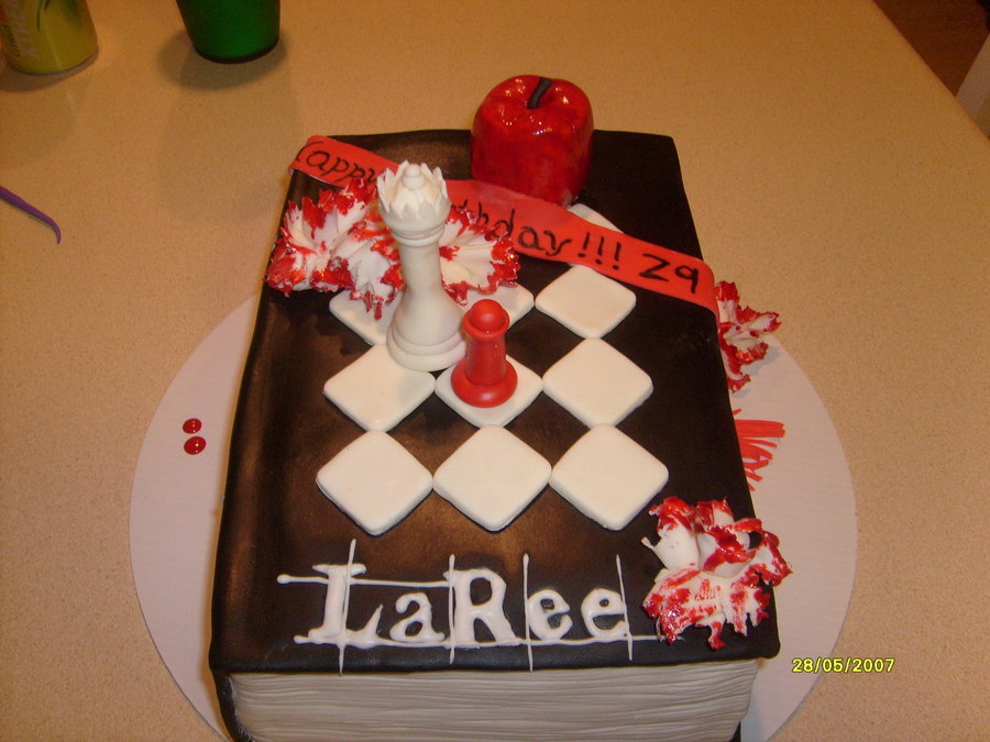 Twilight Cake - CakeCentral.com