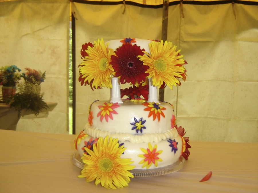 Hippy Wedding - CakeCentral.com