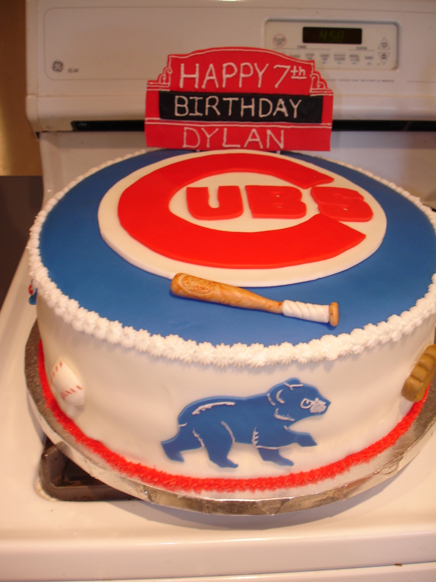 Cubs Birthday Cake - CakeCentral.com