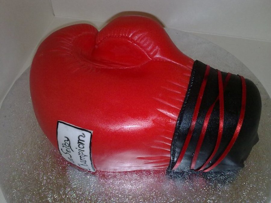Boxing Glove - CakeCentral.com