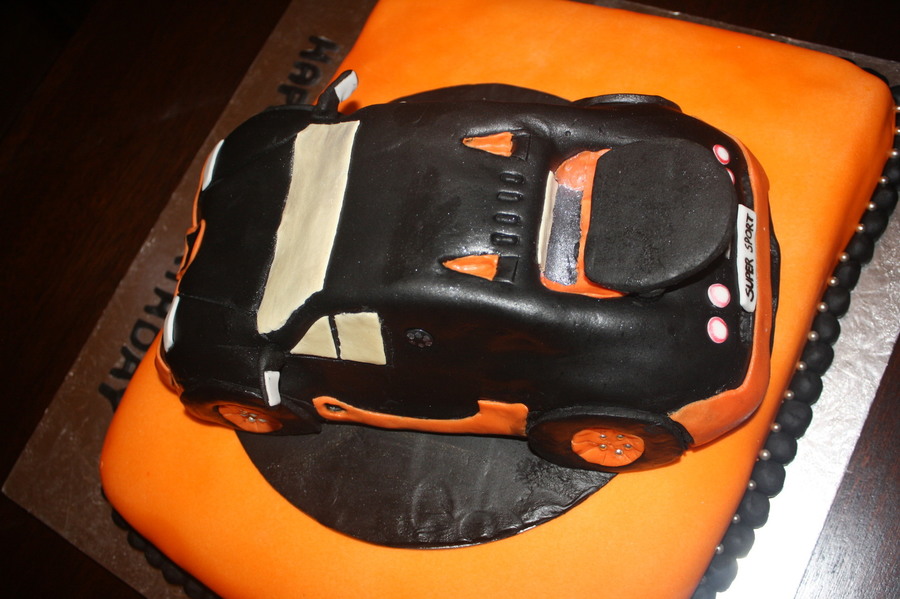 Bugatti Veyron Super Sports Car. Bespokecakesbyetam - CakeCentral.com