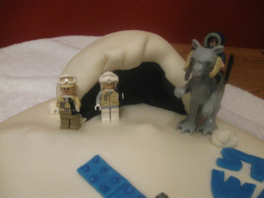 Lego Star Wars Hoth Battle Cake - CakeCentral.com