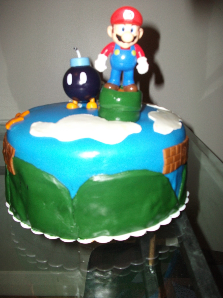 Mario Brothers Cake - CakeCentral.com