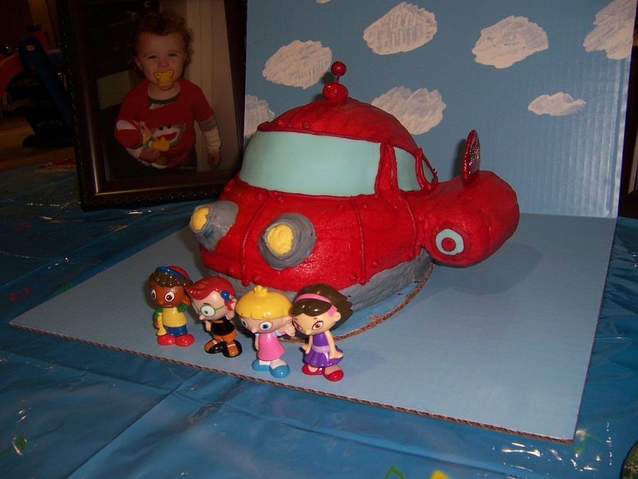 Little Einsteins Rocket Cake - CakeCentral.com