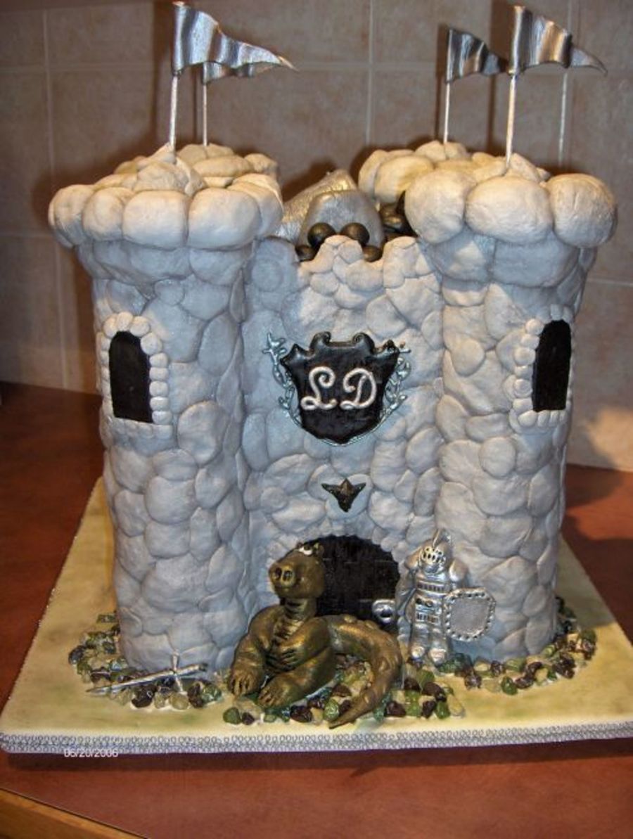 3D Castle ..competition Cake - CakeCentral.com