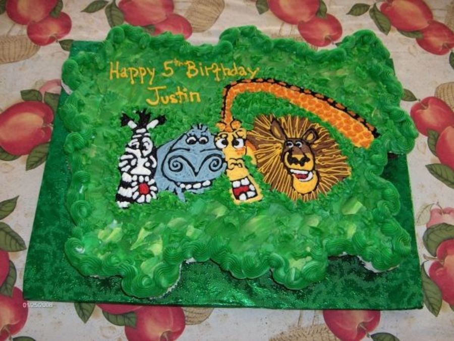 Madagascar Cupcake Cake - CakeCentral.com