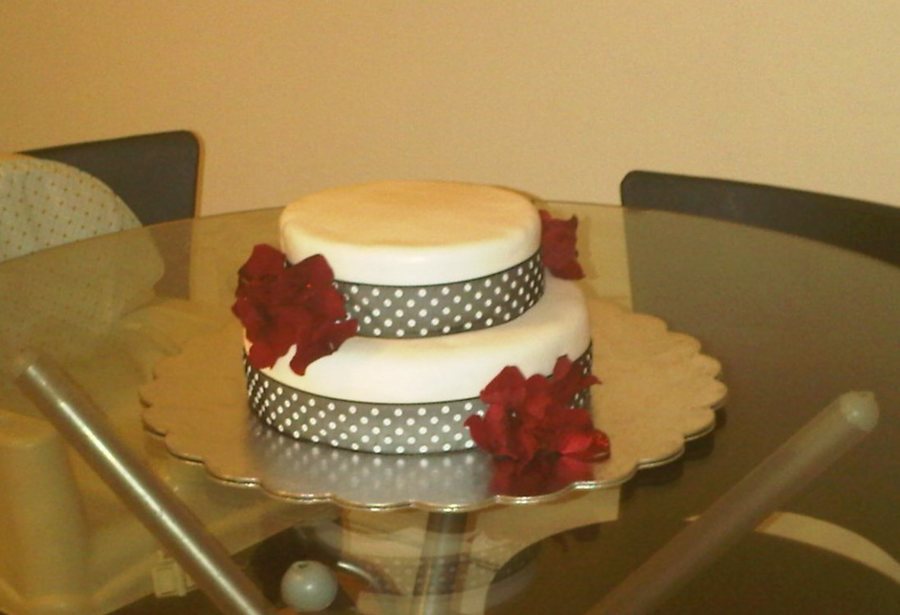 Simple Anniversary Cake - CakeCentral.com