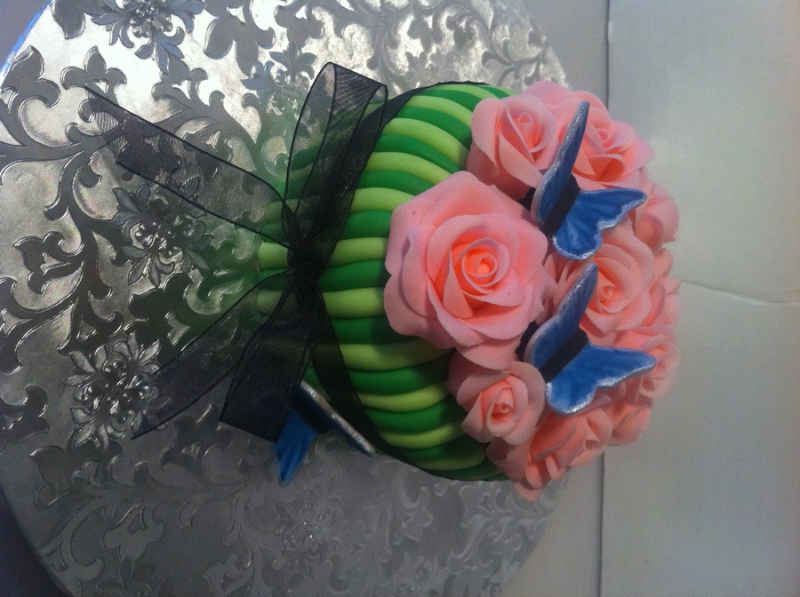 Bunch Of Roses - CakeCentral.com