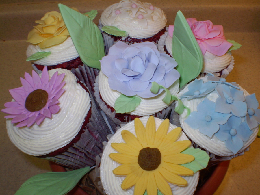 Jumbo Cupcake Flower Bouquet - CakeCentral.com
