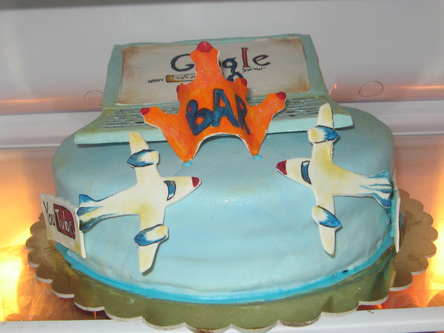 Computer Cake - CakeCentral.com