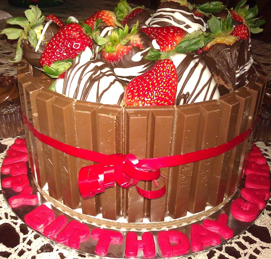 Kit Kat Cake - CakeCentral.com