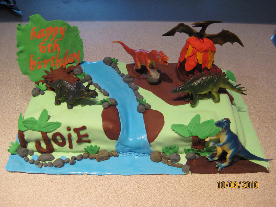 Dinosaur Land! - CakeCentral.com