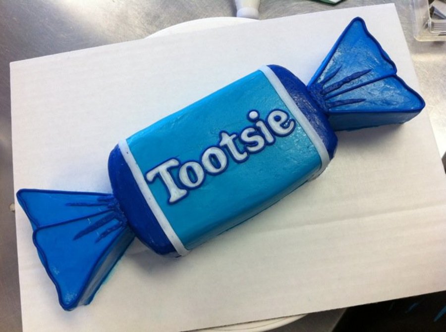 Vanilla Tootsie Roll Cake - CakeCentral.com