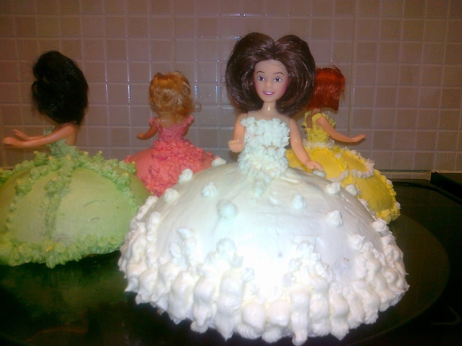 Mini Doll Cakes - CakeCentral.com