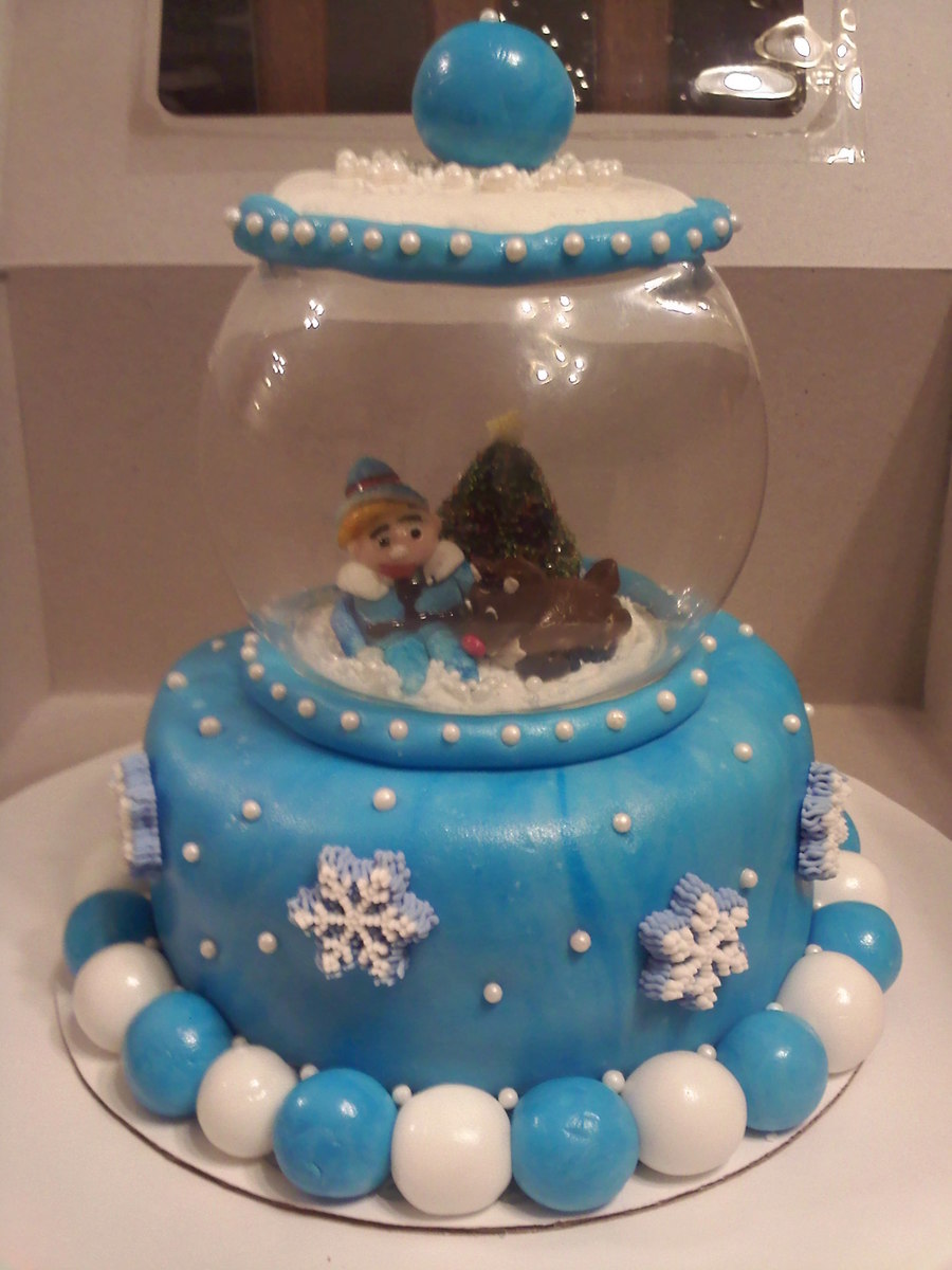 Rudolph And Hermie Snowglobe - CakeCentral.com