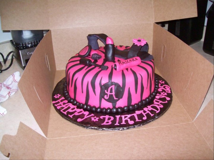Diva Cake - CakeCentral.com