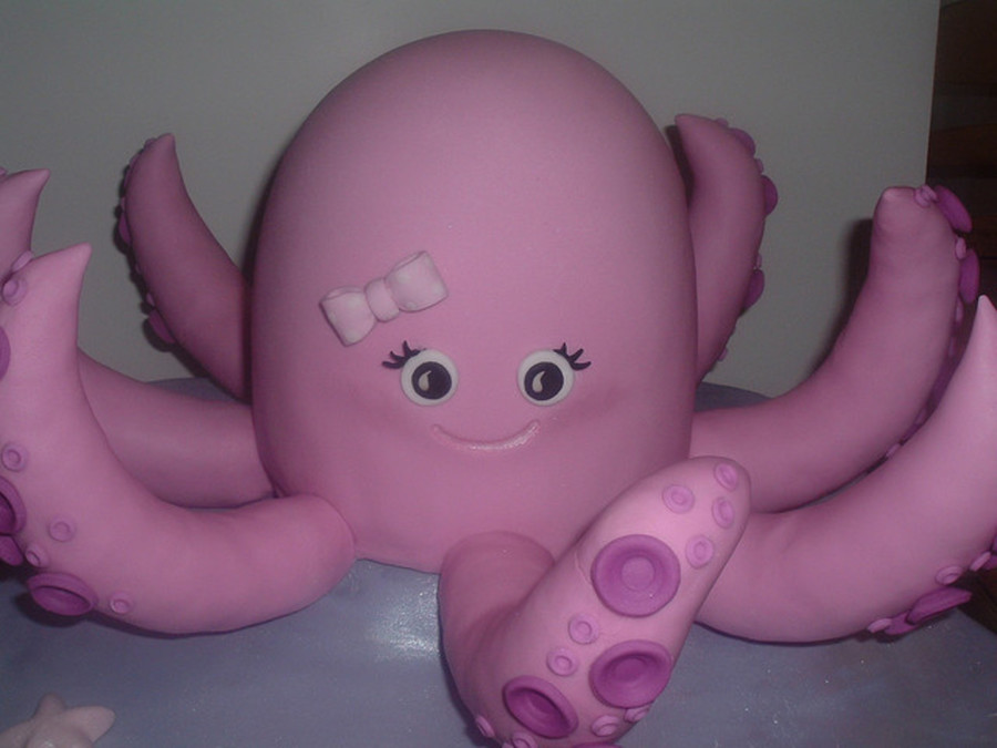 Baby Octopus Cake - CakeCentral.com