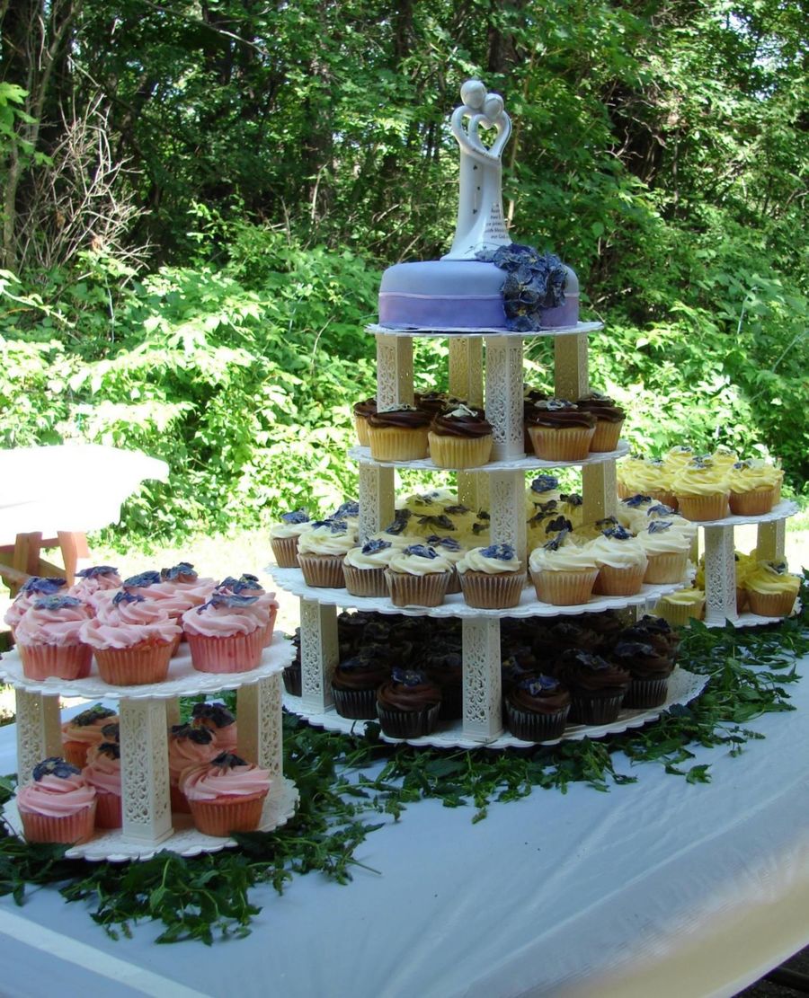 Park Wedding Cupcake Tree - CakeCentral.com