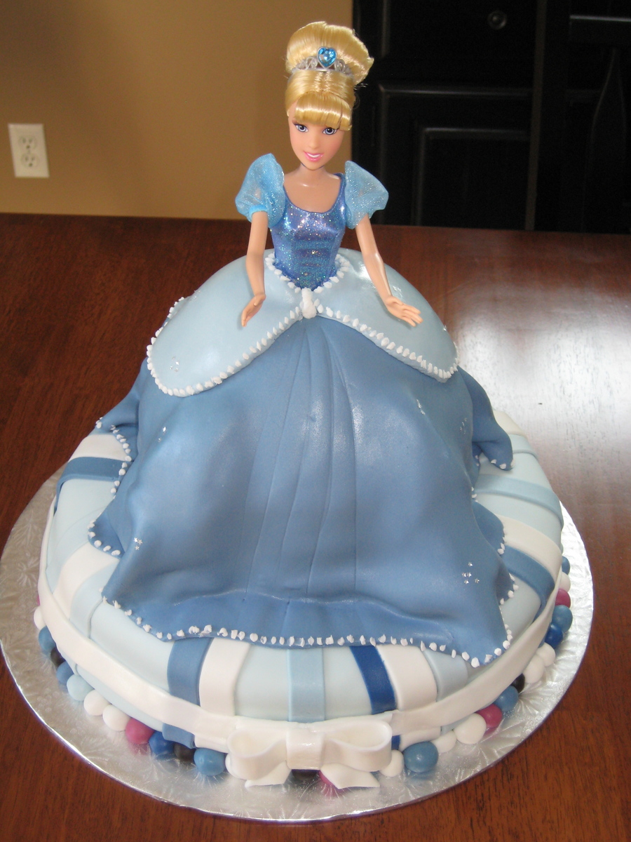 Cinderella - CakeCentral.com