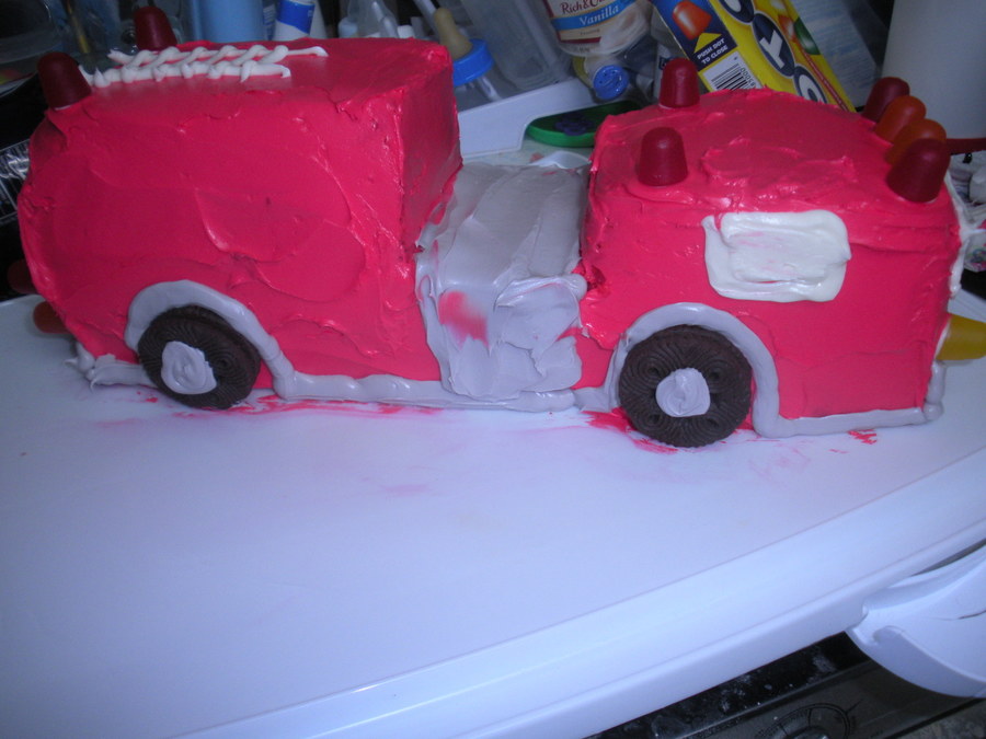 Fire Engine - CakeCentral.com