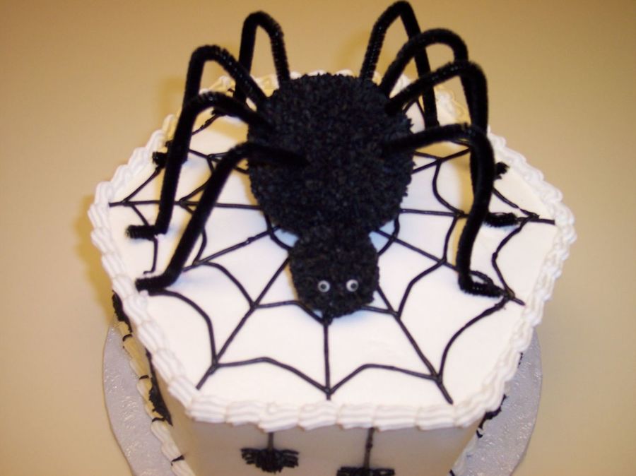 Spider Cake - CakeCentral.com