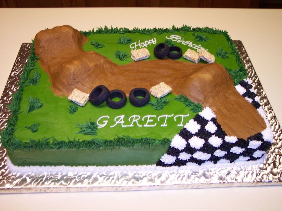 Race Track - CakeCentral.com