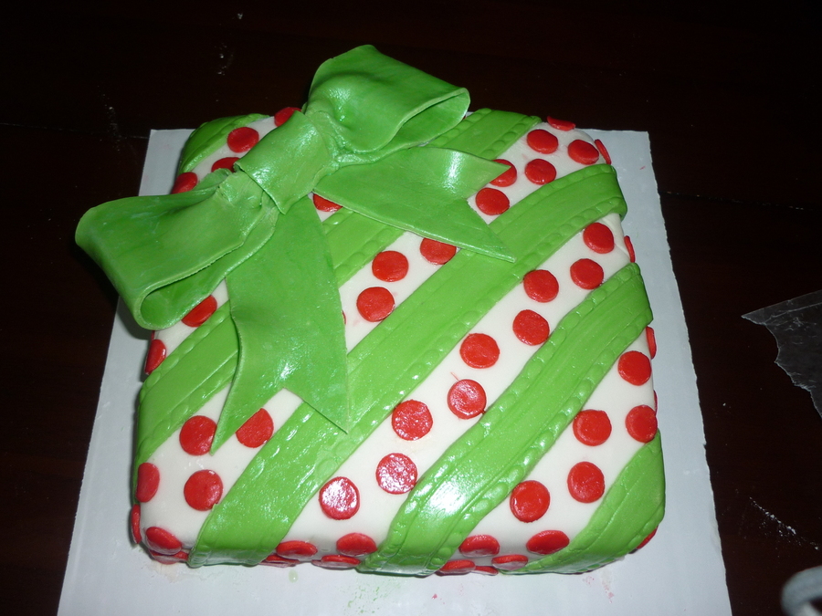 A Christmas Thank You Package - CakeCentral.com