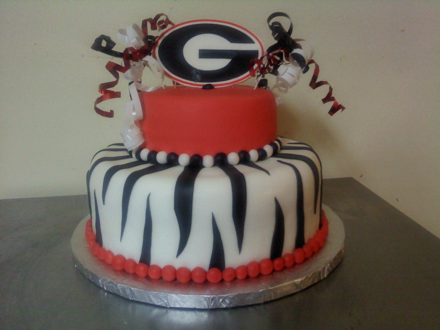 Georgia Bulldogs Cake - CakeCentral.com