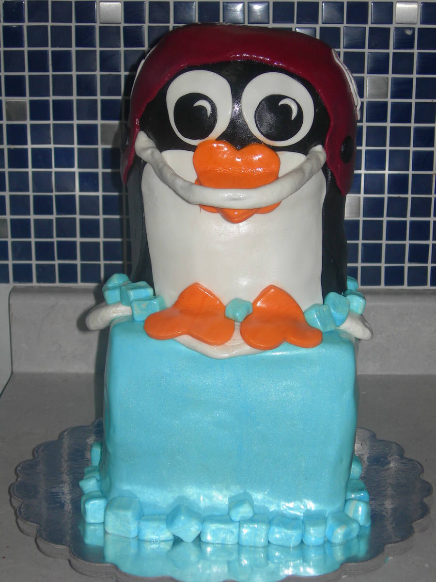 Ou Penguin - CakeCentral.com