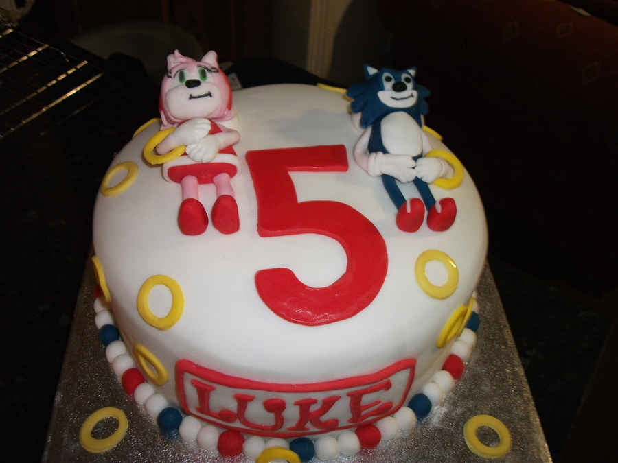 Sonic And Amy - CakeCentral.com