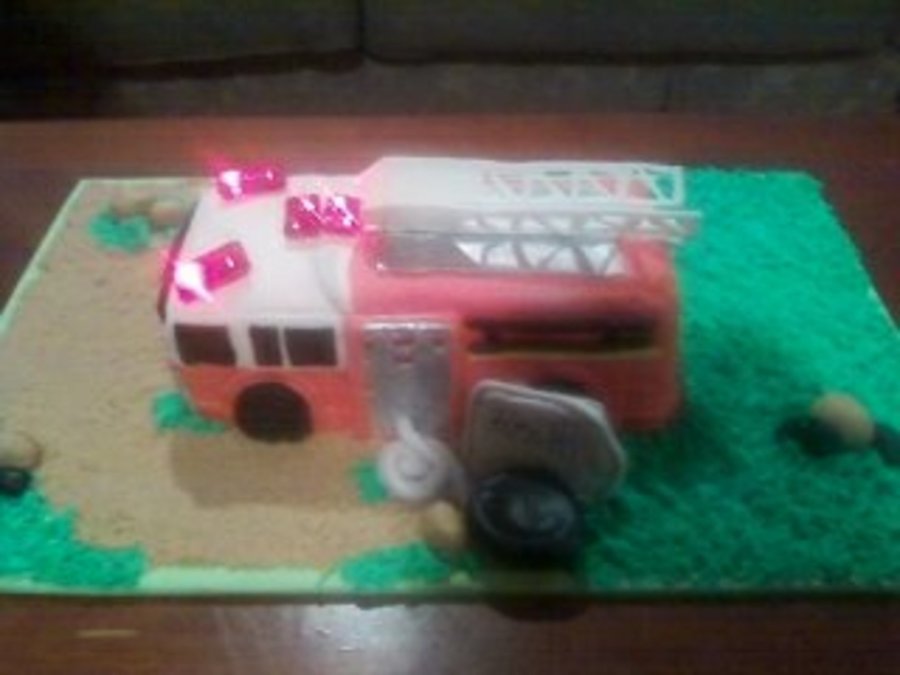 Firetruck - CakeCentral.com