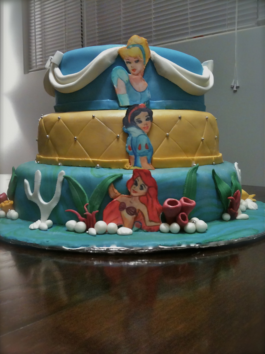 Disney Princesses - CakeCentral.com