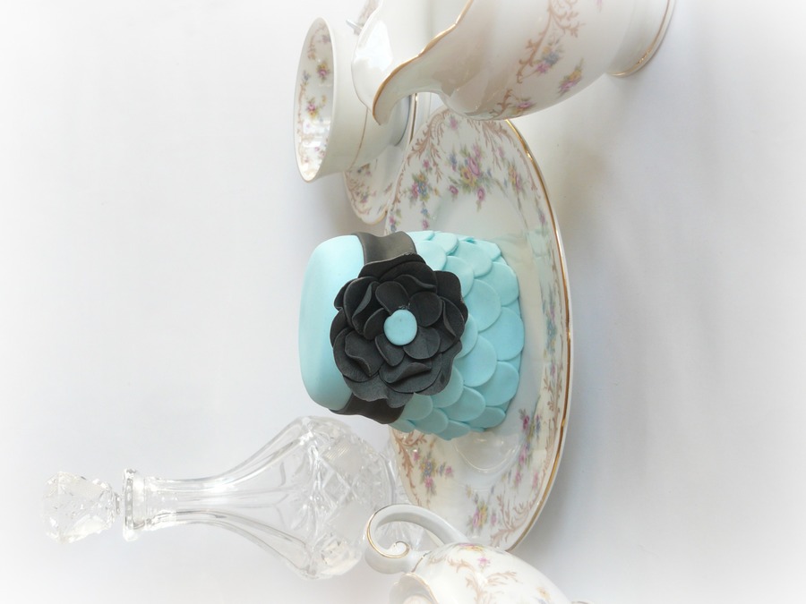 1 Person Cake - CakeCentral.com